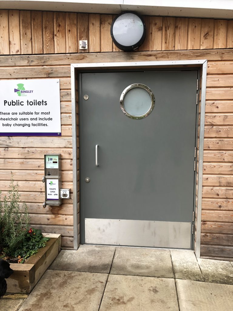 Direct Access Doors for Public Toilets - Healthmatic